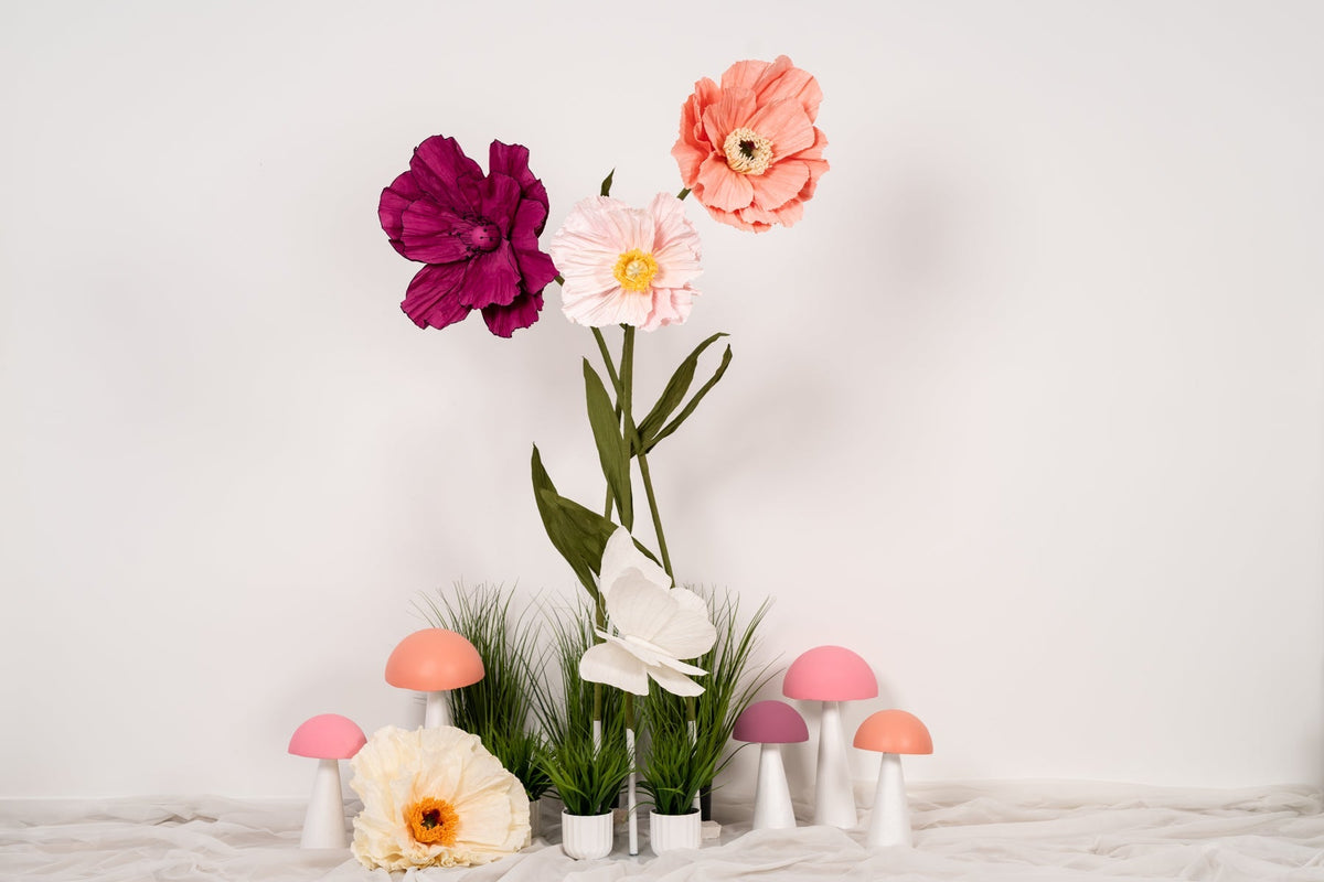 Budget-friendly creative floral displays: How artificial flowers and g ...
