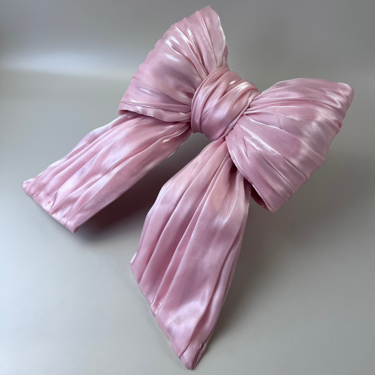 BOWIE Giant Decorative Bow - 10cm Pink – HG Living Co